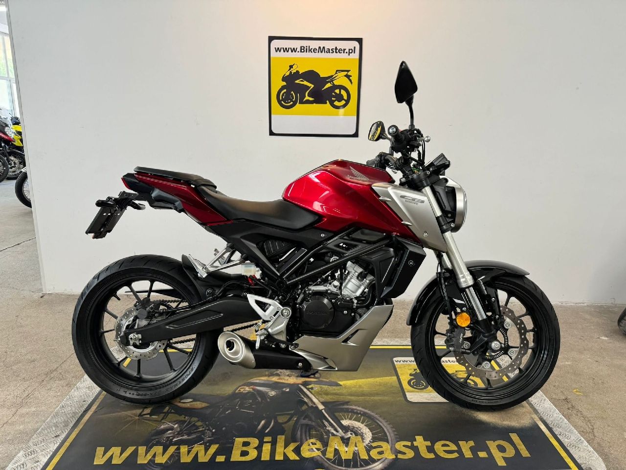 HONDA CB125R ABS !!! KAT.B !!! REZERWACJA !!! - cena: 15900 zł