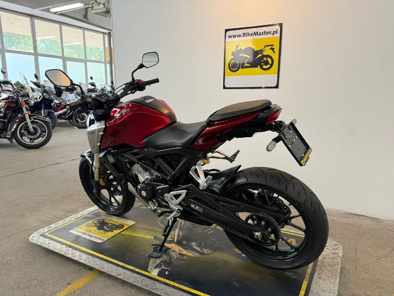 HONDA CB125R ABS !!! KAT.B !!! REZERWACJA !!! - cena: 15900 zł