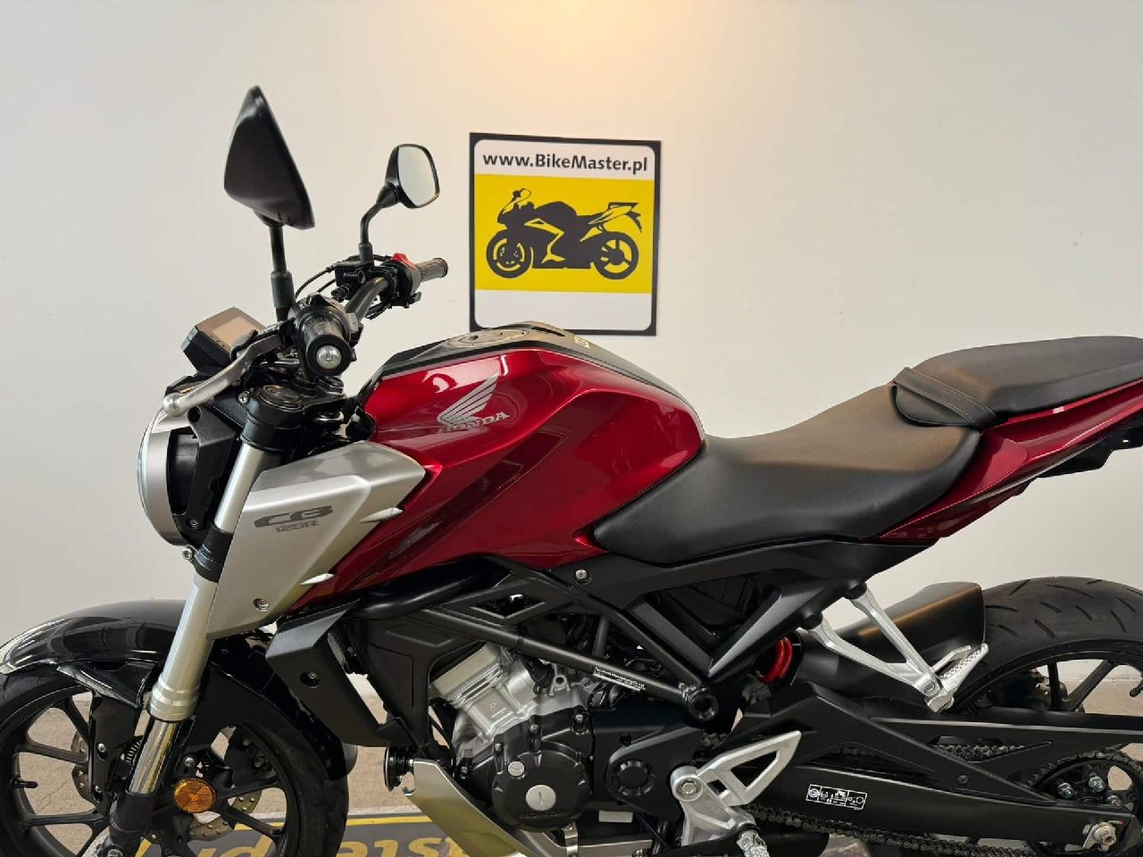 HONDA CB125R ABS !!! KAT.B !!! REZERWACJA !!! - cena: 15900 zł