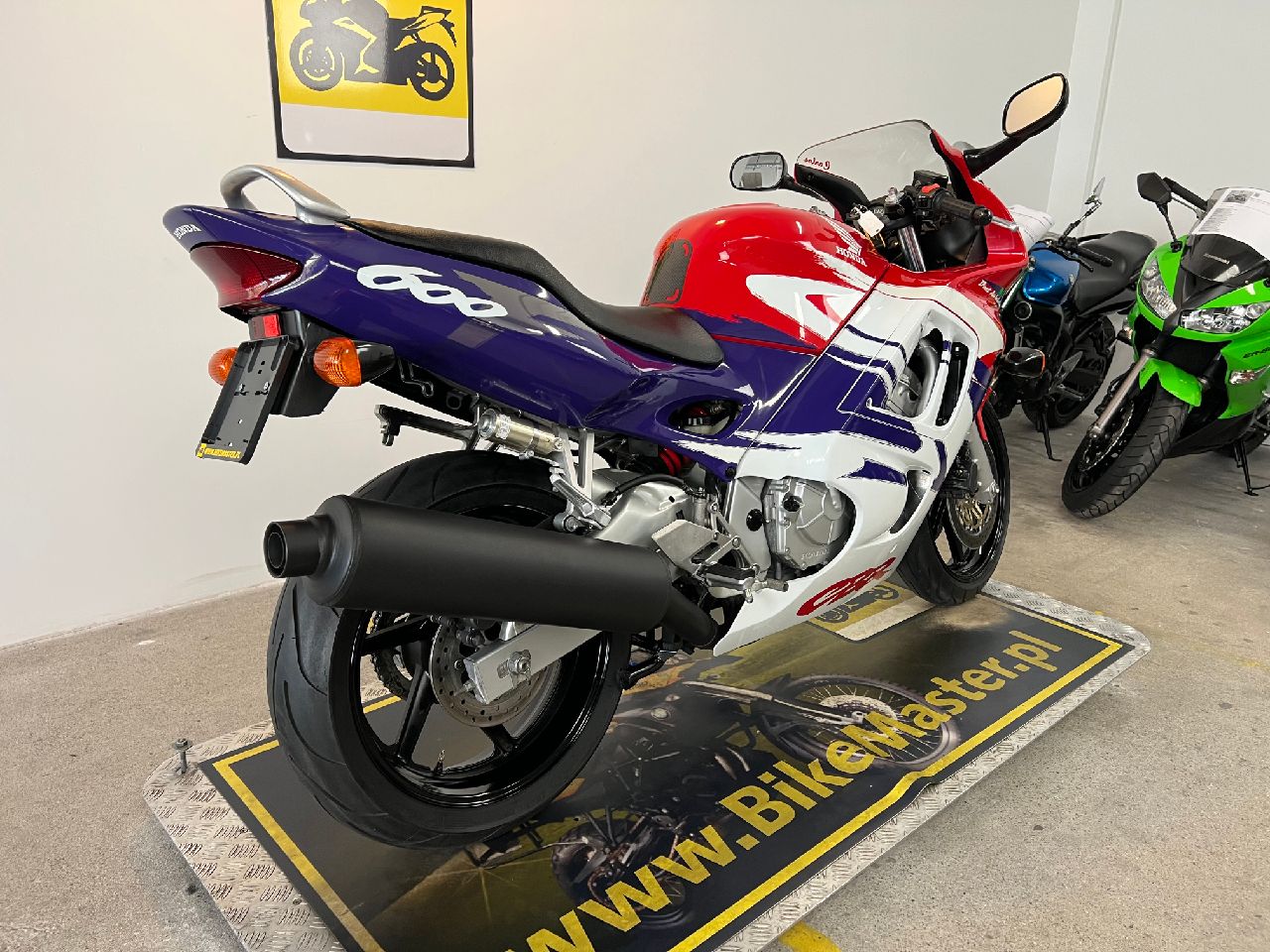 HONDA CBR600 F3 1 WŁAŚCICIEL OD NOWOŚCI ! SPRZEDANY !!! - cena: 8900.00 zł