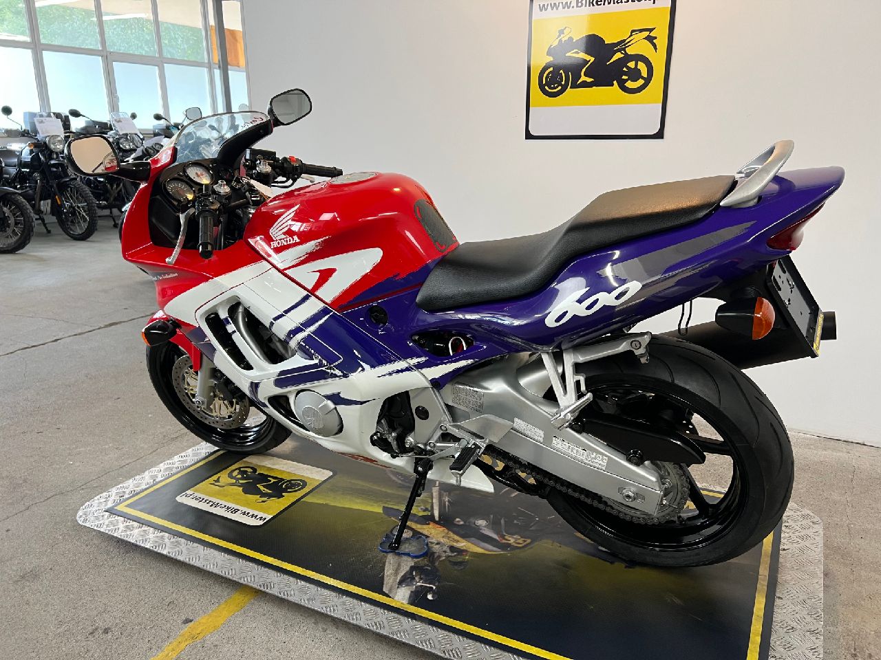 HONDA CBR600 F3 1 WŁAŚCICIEL OD NOWOŚCI ! SPRZEDANY !!! - cena: 8900.00 zł