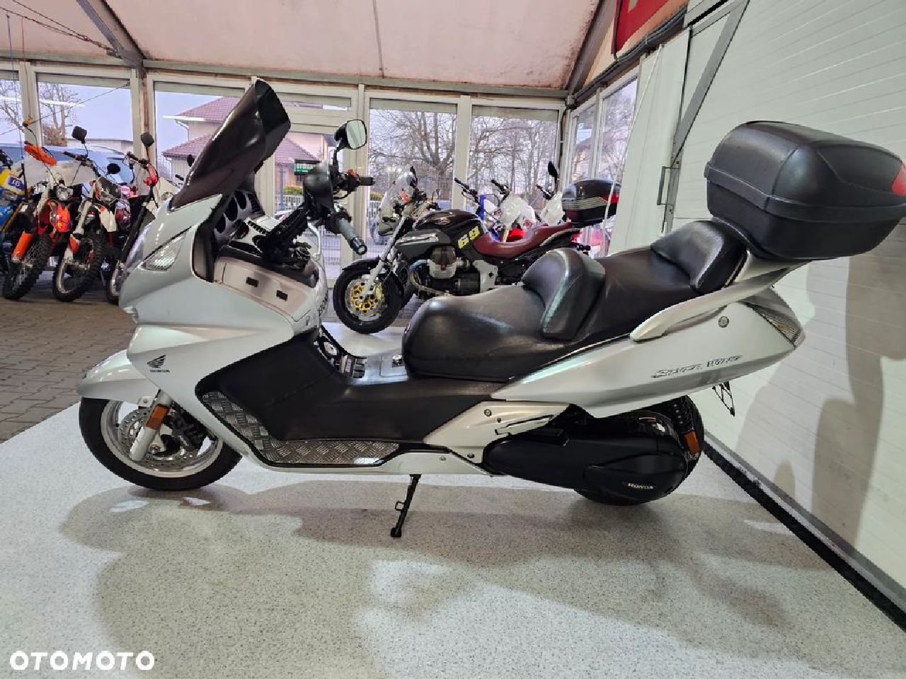 Honda Silver Wing - 8 200 PLN27 000 km - cena: 8200 zł