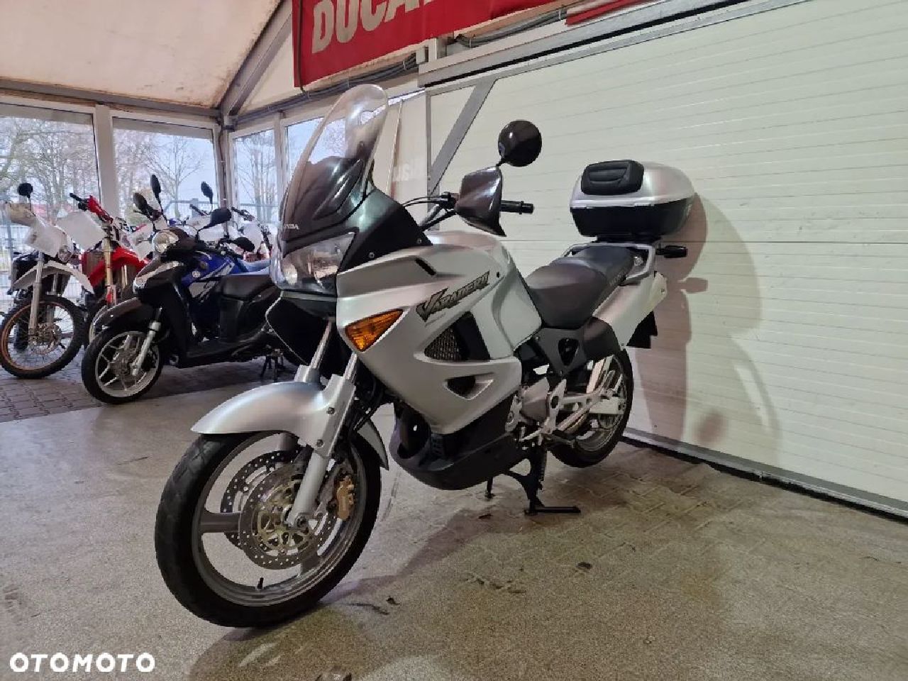Honda Varadero Varadero 1000 xl 1000 wtrysk ! tylko 44 tys km ! ! RATY ...