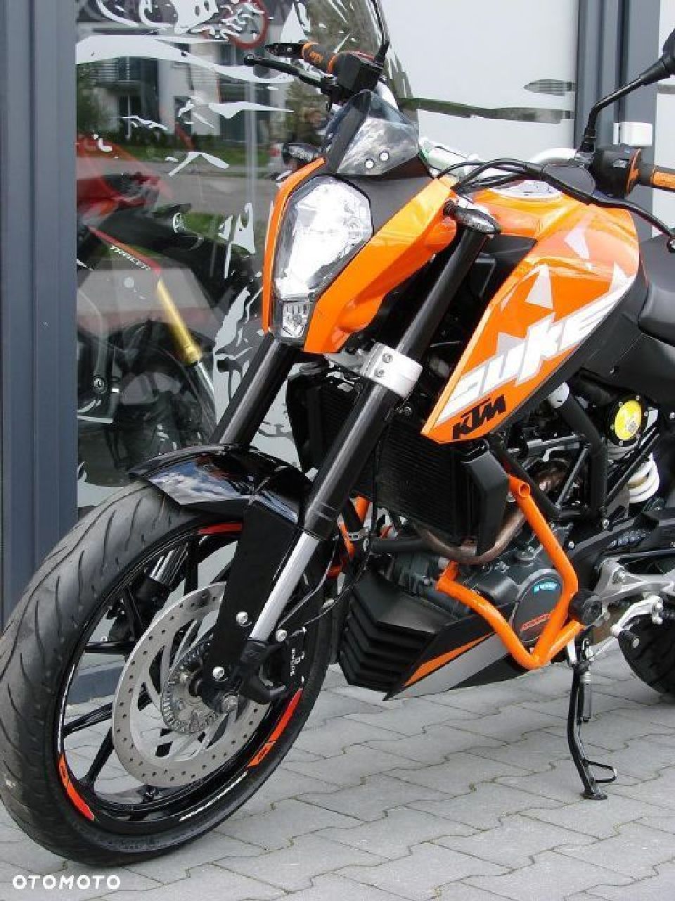 KTM Duke 125 16r Kat B 5200 km MT 125 Gwarancja - cena: 13700 zł