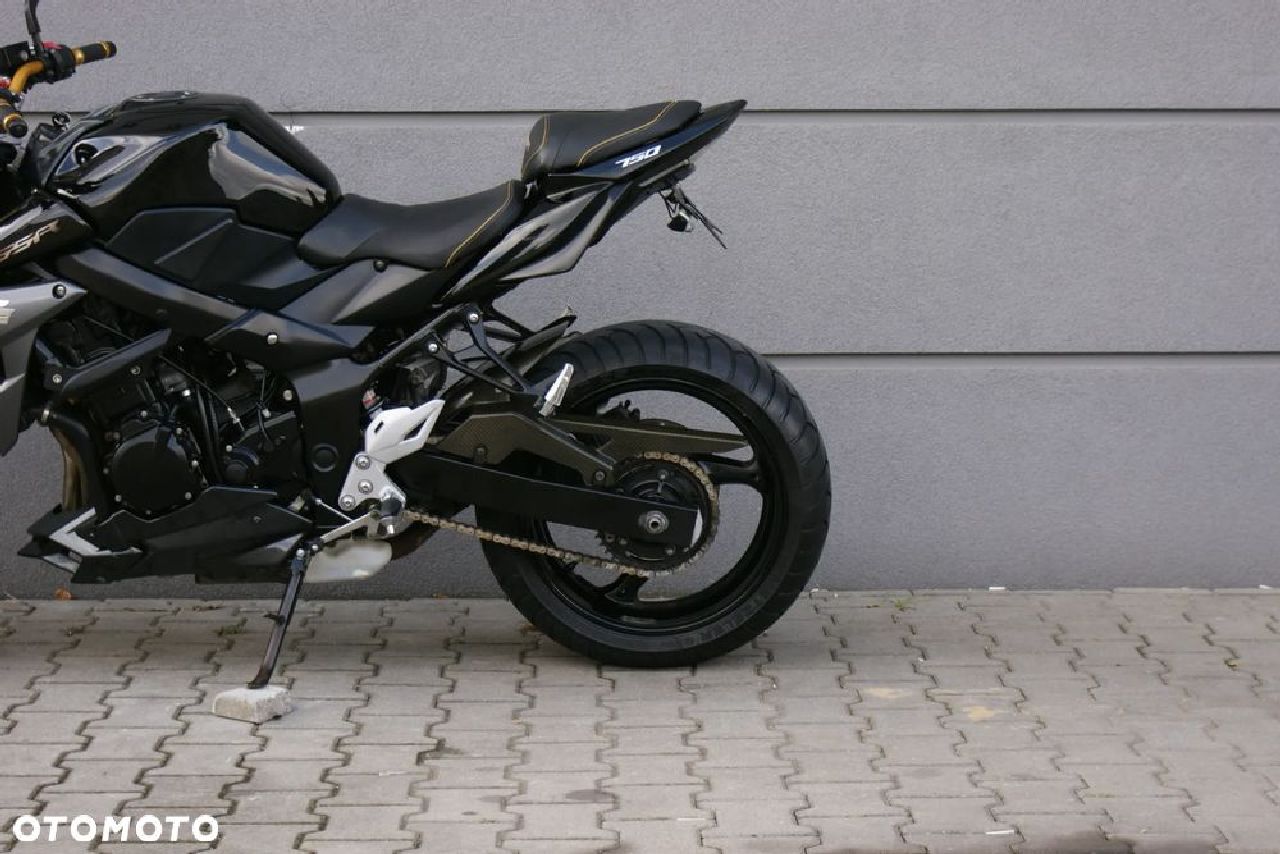 Suzuki GSR - 20 900 PLN, 43 300 km - cena: 20900 zł