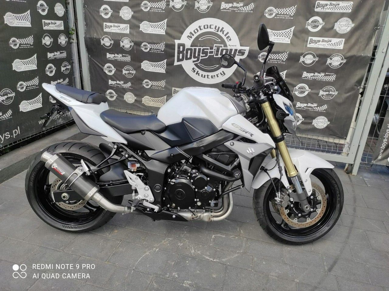Suzuki GSR 750 - cena: 24900 zł