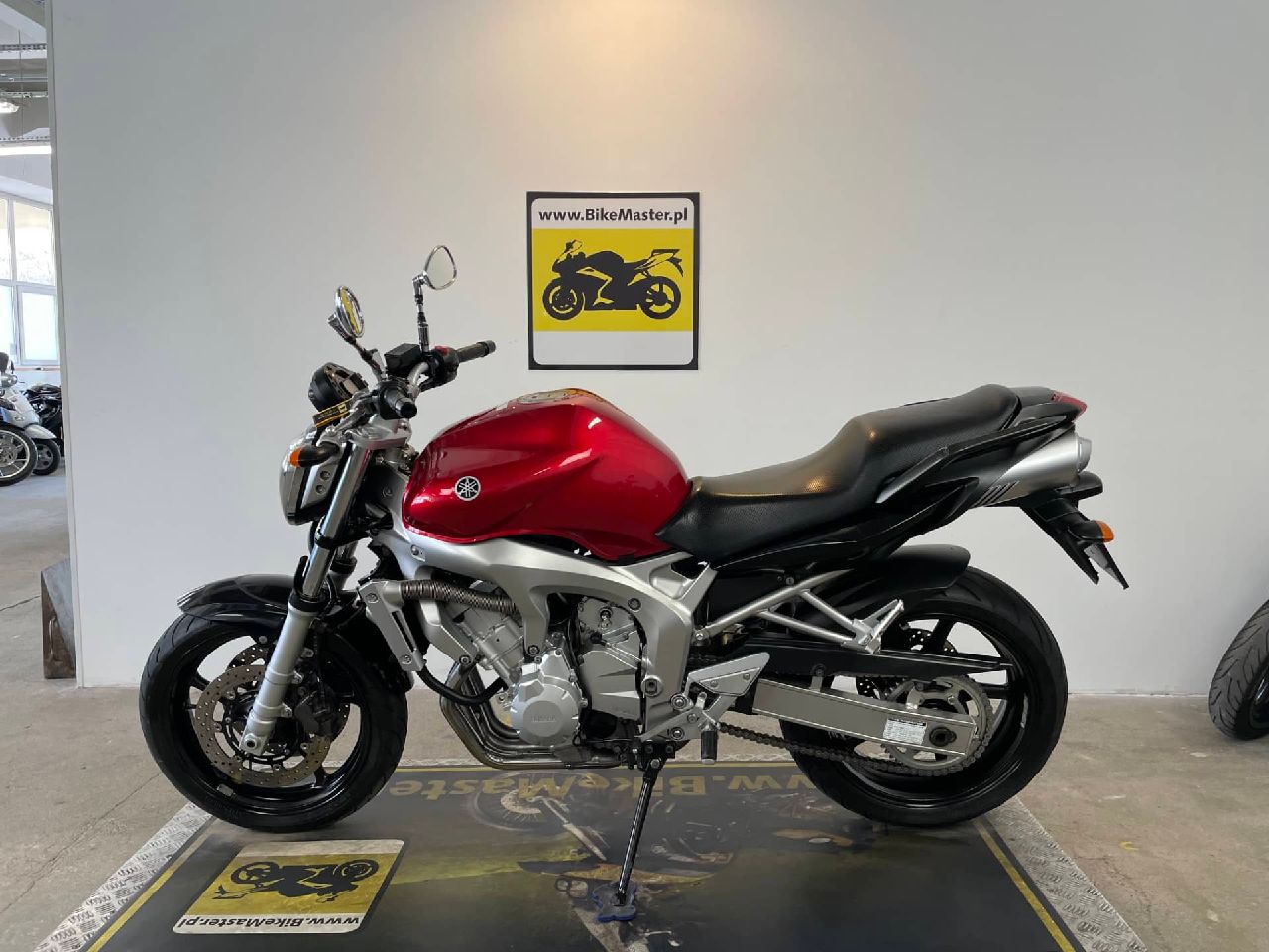 YAMAHA FZ6N FAZER REZERWACJA - cena: 13900 zł