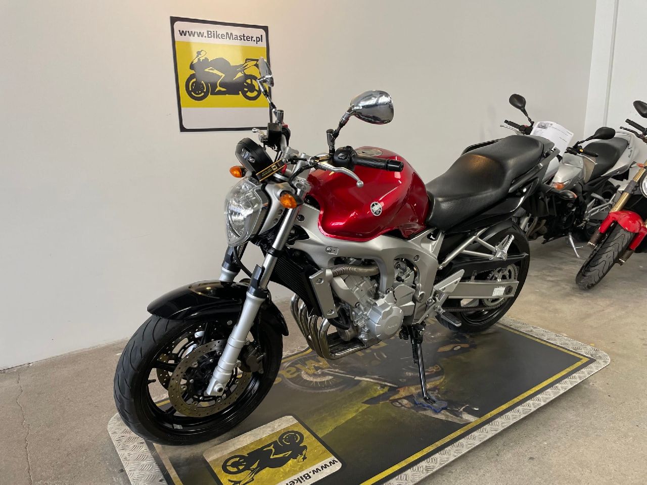 YAMAHA FZ6N FAZER REZERWACJA - cena: 13900 zł