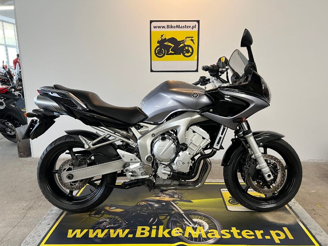 YAMAHA FZ6S FAZER REZERWACJA !!! - cena: 13900 zł