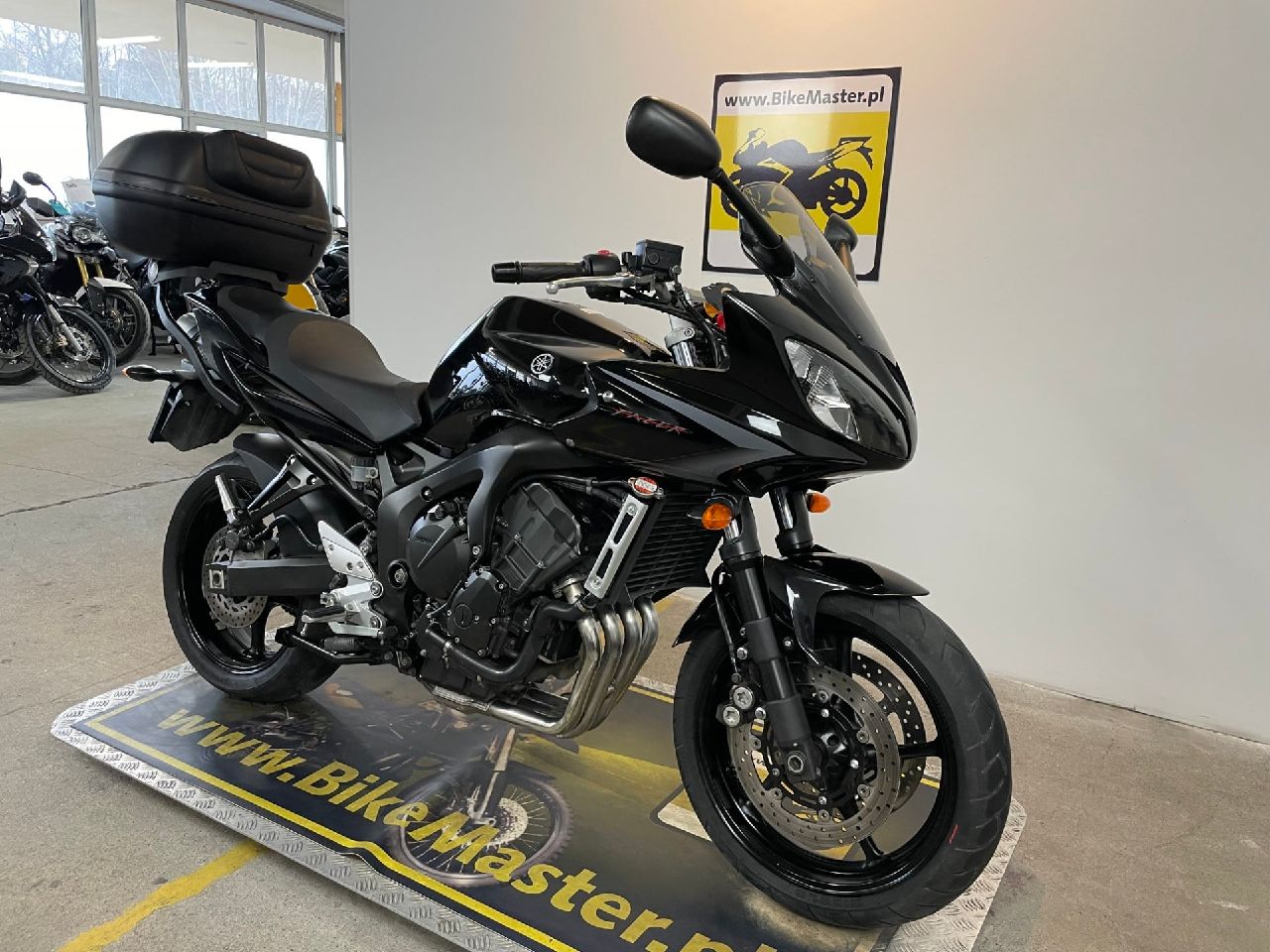 YAMAHA FZ6S FAZER S2 KUFER !!! REZERWACJA - cena: 16900 zł