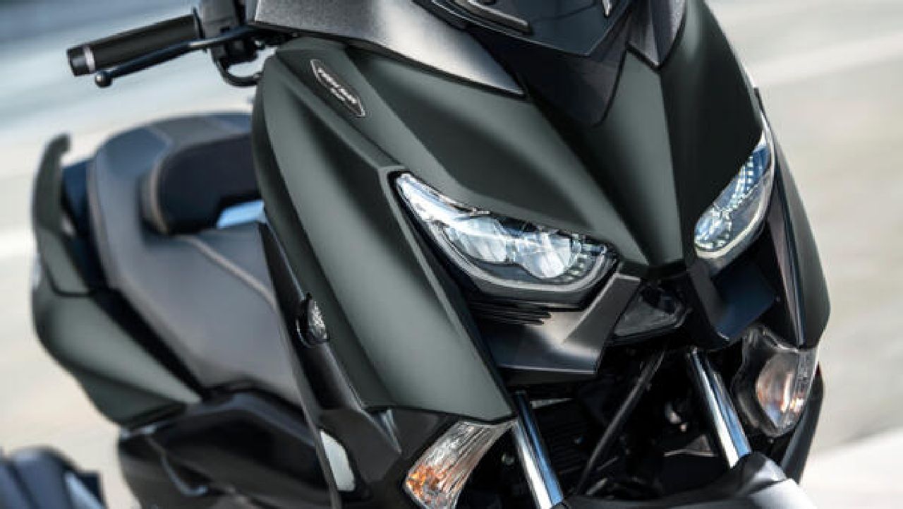 Yamaha X-MAX 125 Tech Max 2022 - cena: 24799.00 zł