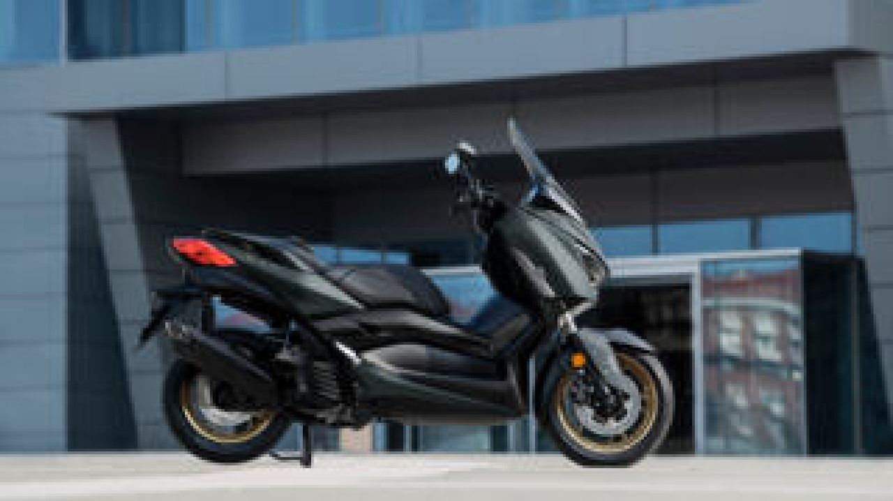 Yamaha X-MAX 125 Tech Max 2022 - cena: 24799.00 zł