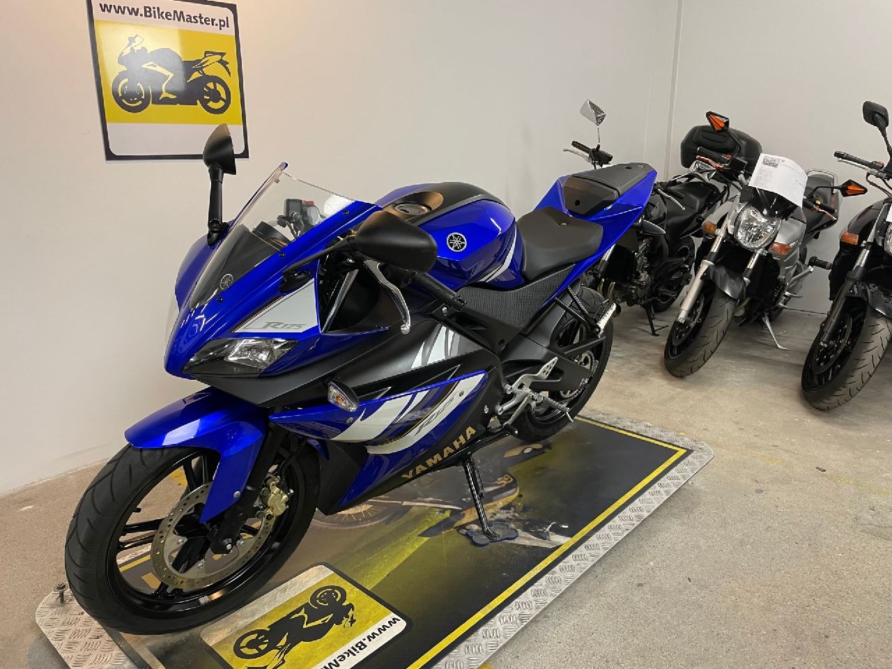 YAMAHA YZF-R125 KAT.B !!! Przebieg tylko 2990 km !!! SPRZEDANY ...