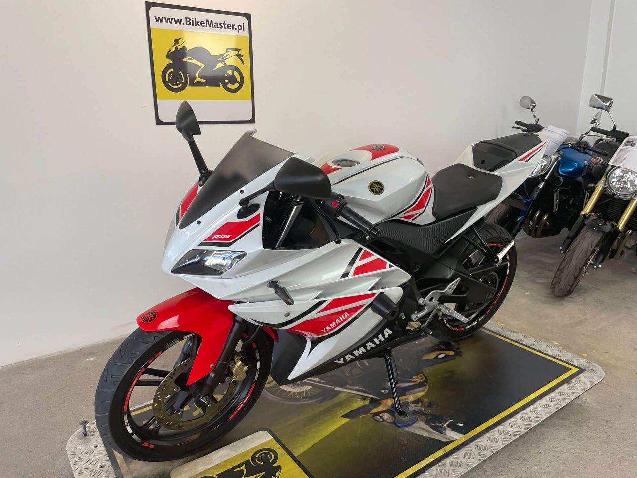 YAMAHA YZF-R125 KAT.B !!! Zarejestrowany w Polsce REZERWACJA - cena ...