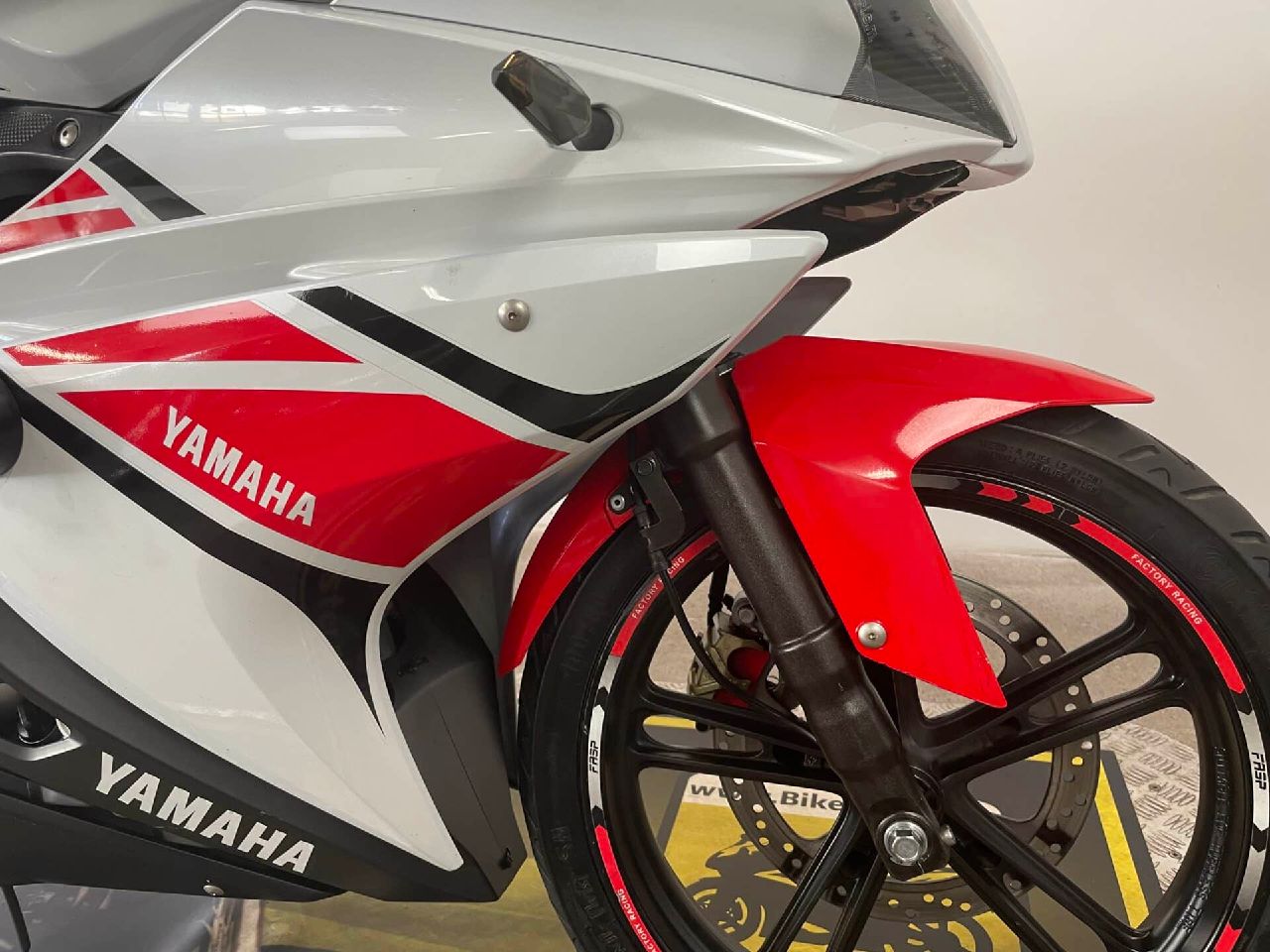 YAMAHA YZF-R125 KAT.B !!! Zarejestrowany w Polsce REZERWACJA - cena ...